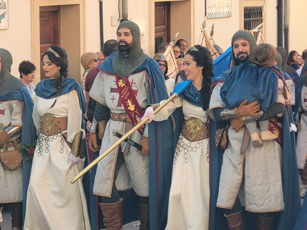 Biar comienza sus Moros y Cristianos al son de las campanas - Vinalopó.com